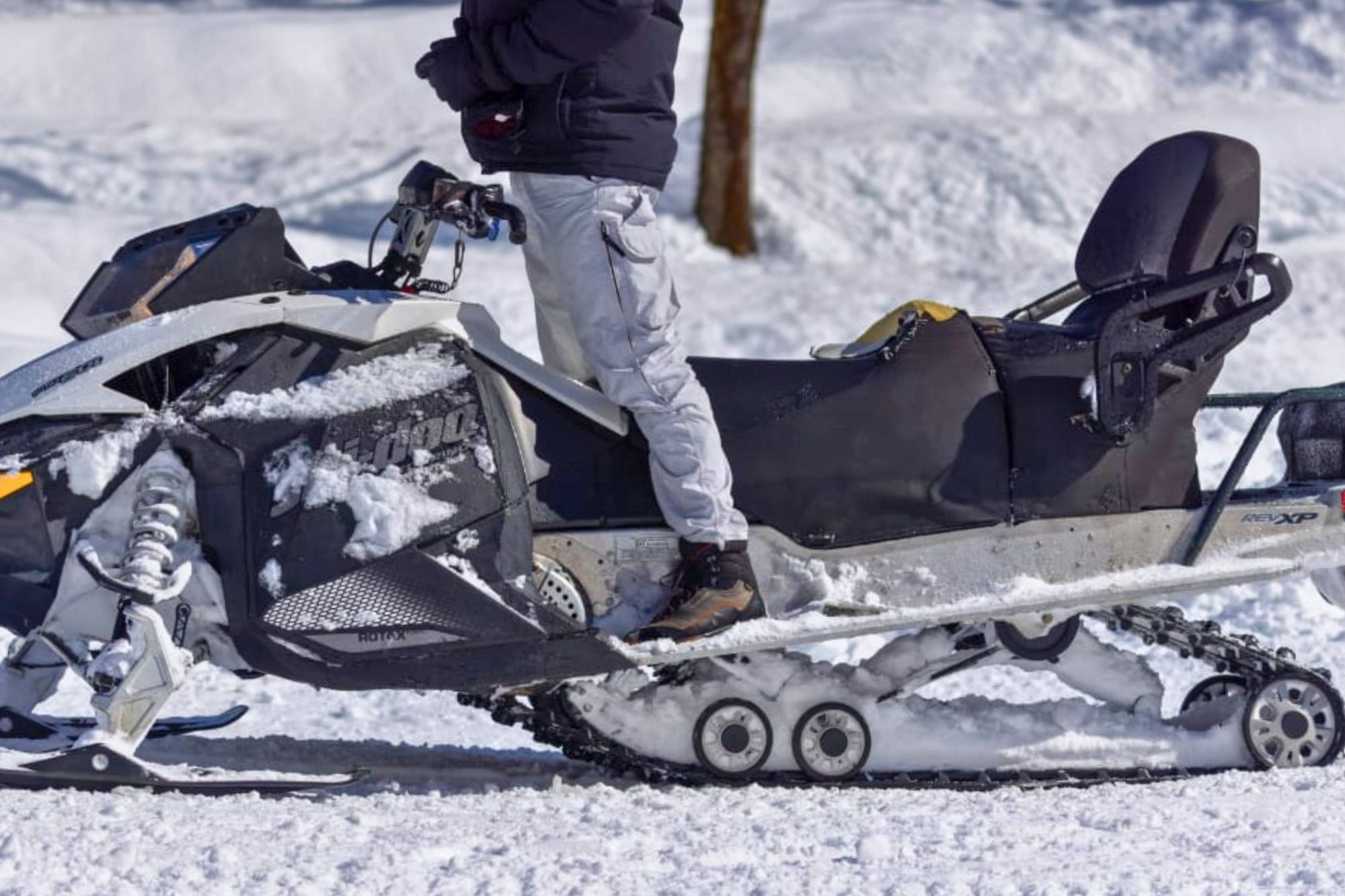 Snow Scooter Ride in Manali at Solang Valley | Adventure with ...