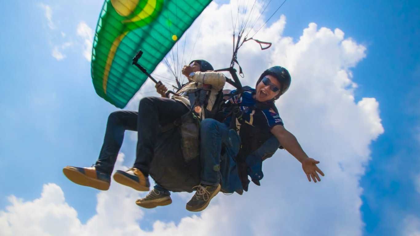 Paragliding in Manali Experience the Ultimate Adventure